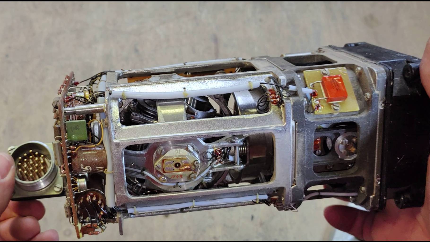 Разбор АГР 74-15. Есть и золото, и палладий. и платина, и тантал, и серебро.