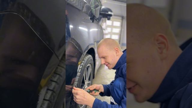 Установка Bi-Led линз MTF на Toyota Voxy