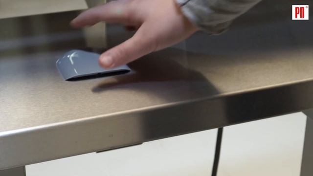 Каток гладильный Electrolux IS