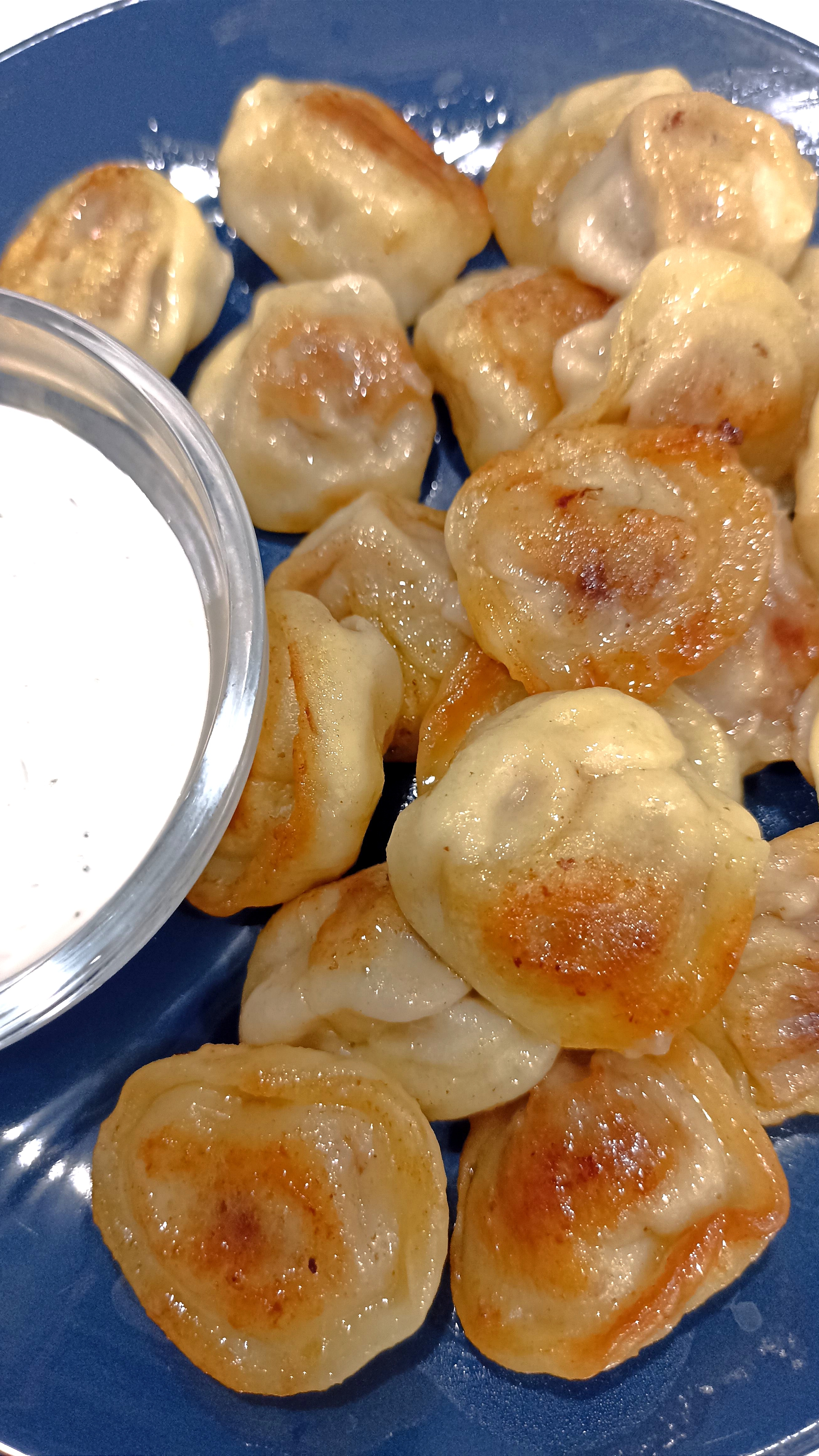 Пельмени жареные