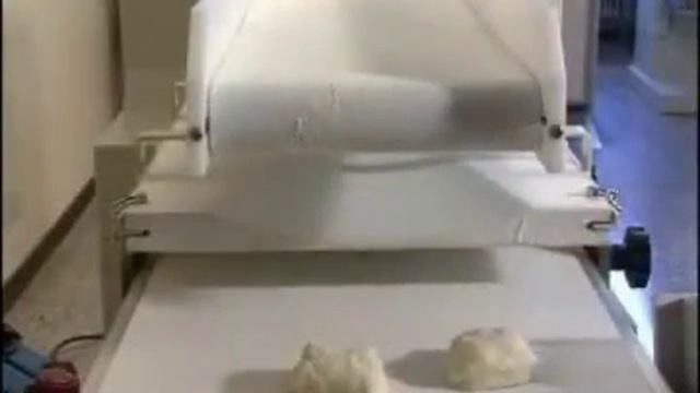 Тестоделитель для хлеба типа Чиабатта Sottoriva SP240