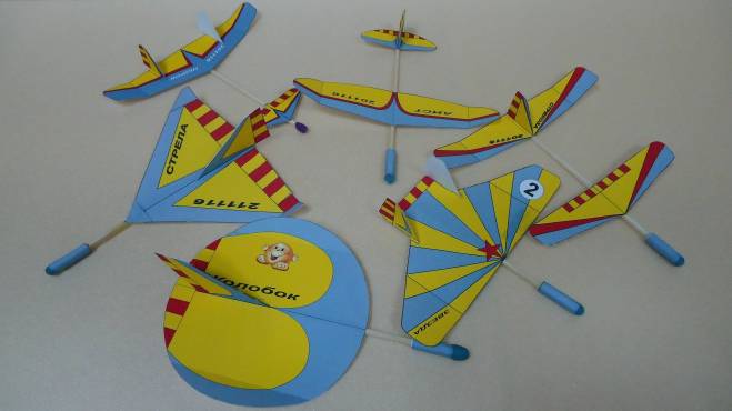 Простейшие летающие модели из бумаги