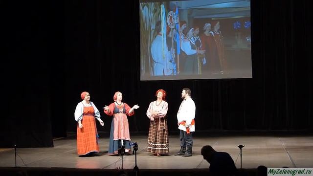 Выступает ансамбль этноклуба "Дикое поле"