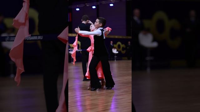 Фокстрот - Гр.№38 - ВФМ Ю-2+1 American Smooth 1/2 F