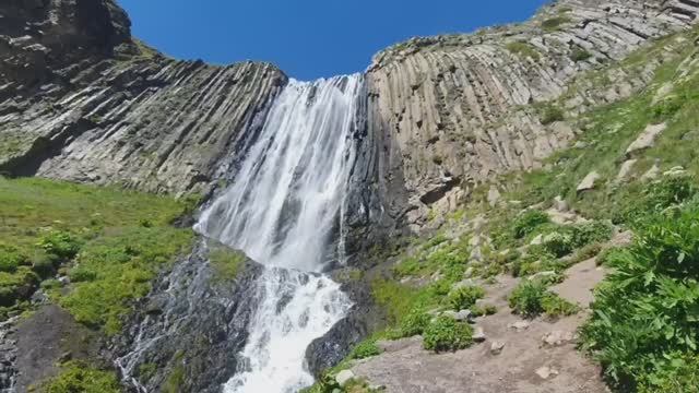 Приэльбрусье. Водопад Терскол, август 2024.