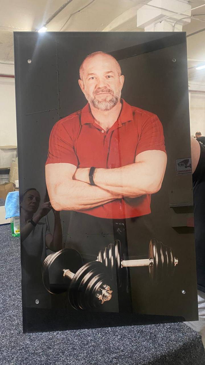 Фото на стекле на памятник - https://glassphoto.ru/