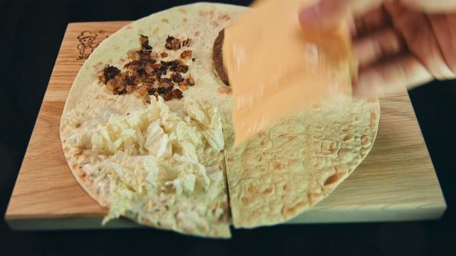 Бургер из лаваша " Карри-чеснок"