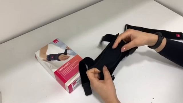 Medi Manumed, ортез для лучезапястного сустава и большого пальца руки.