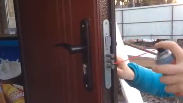 Уход и смазка входной двери