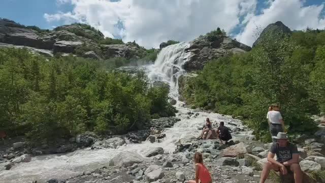Домбай. Алибекский водопад. Карачаево-Черкесия. Август 2021 г.
