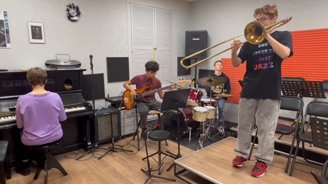 "Laura" David Raksin
версия J.J. Johnson