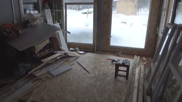 Завершила ставить окна на веранде. (2023г)