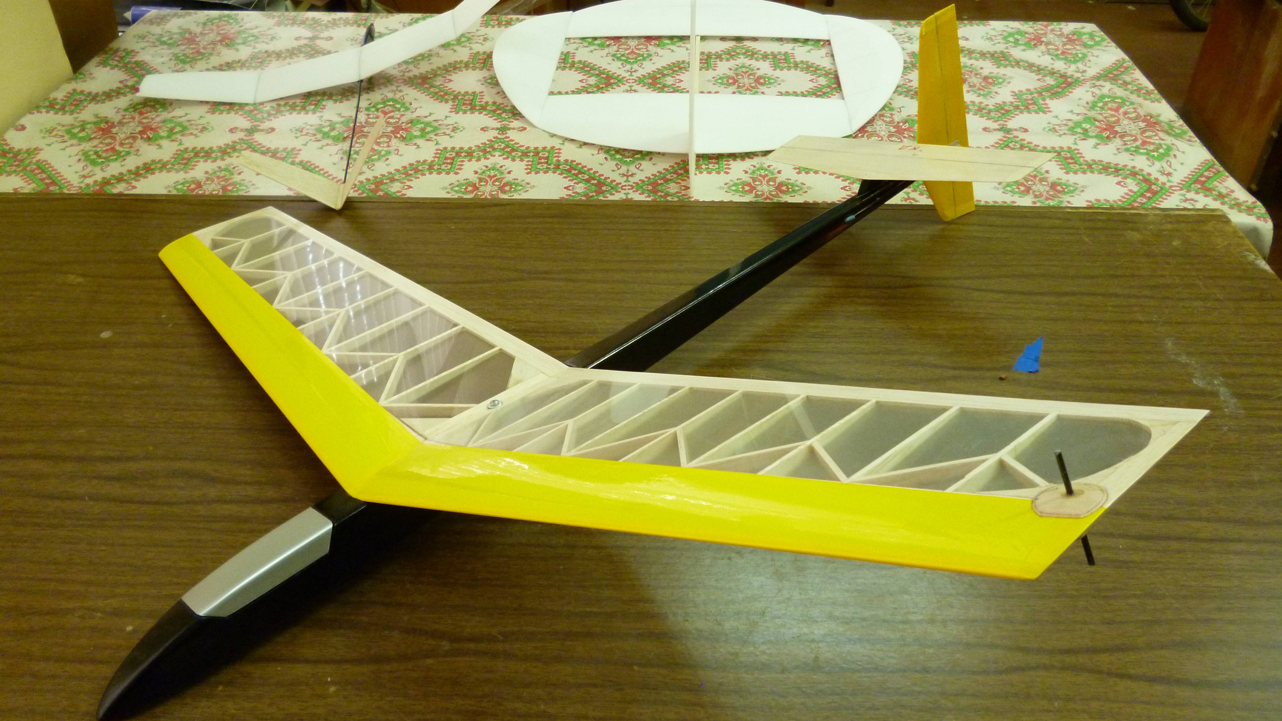 Презентация радиоуправляемого метательного планера "Воробей" Кресова Никиты