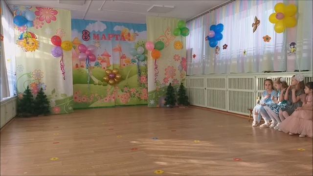 8 марта утренник у Лиды