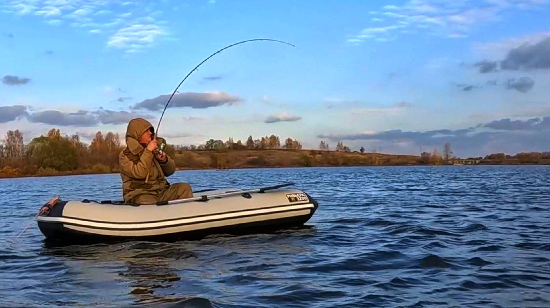 СТОИЛО СМЕСТИТЬСЯ И СРАЗУ ПОПЕРЛО!! Рыбалка на спиннинг в ноябре