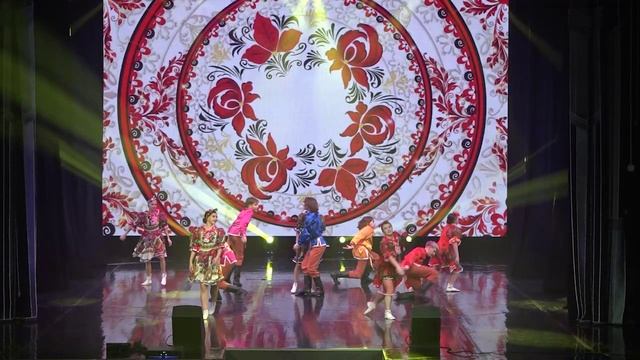 «Ради искусства» - Юбилейный концерт ансамбля эстрадного танца «Лимонад»