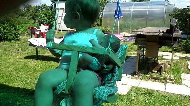 Ксю на качелях - 24.06.2015