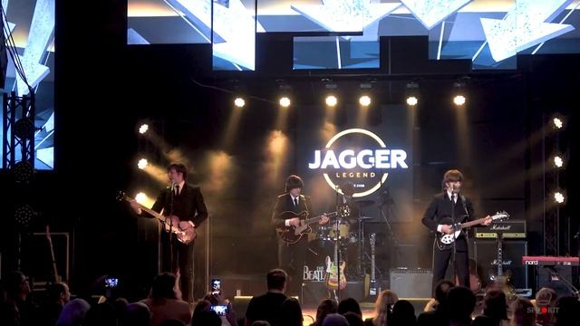 Eight Days A Week - BeatLove