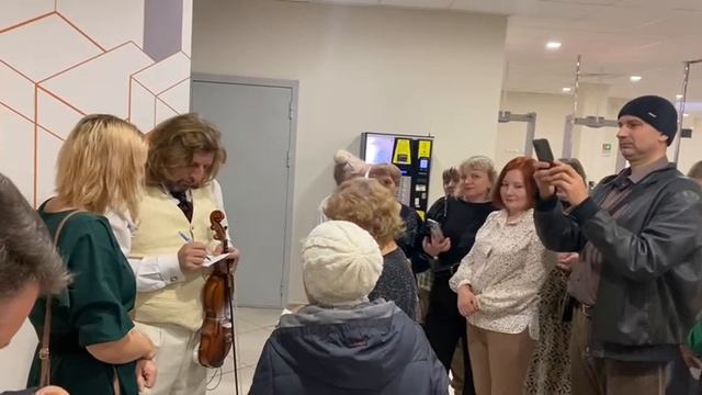 Встреча скрипача-виртуоза Вардана Маркоса со зрителями в Минусинске