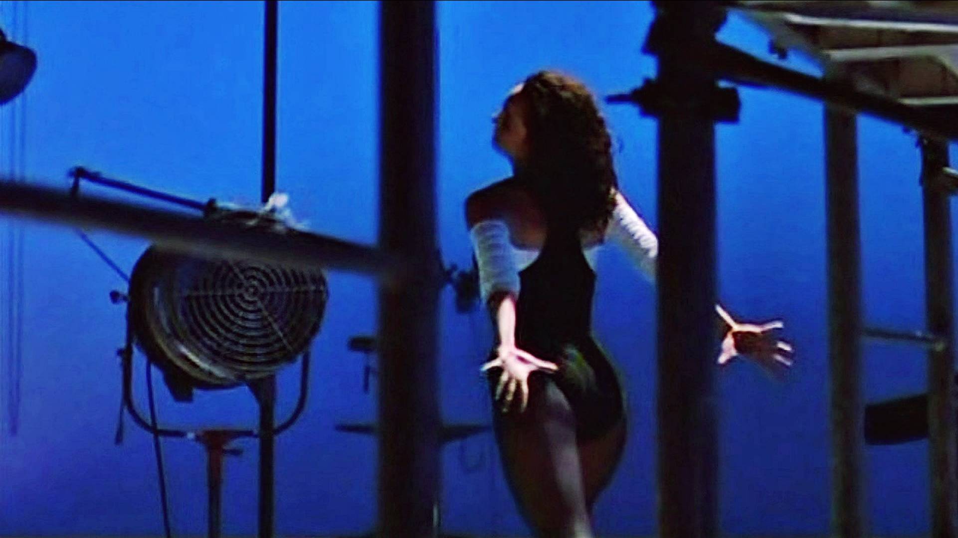 Любовь и аэробика / Heavenly Bodies, 1984 ( Танец в студии ) Муз.фрагмент