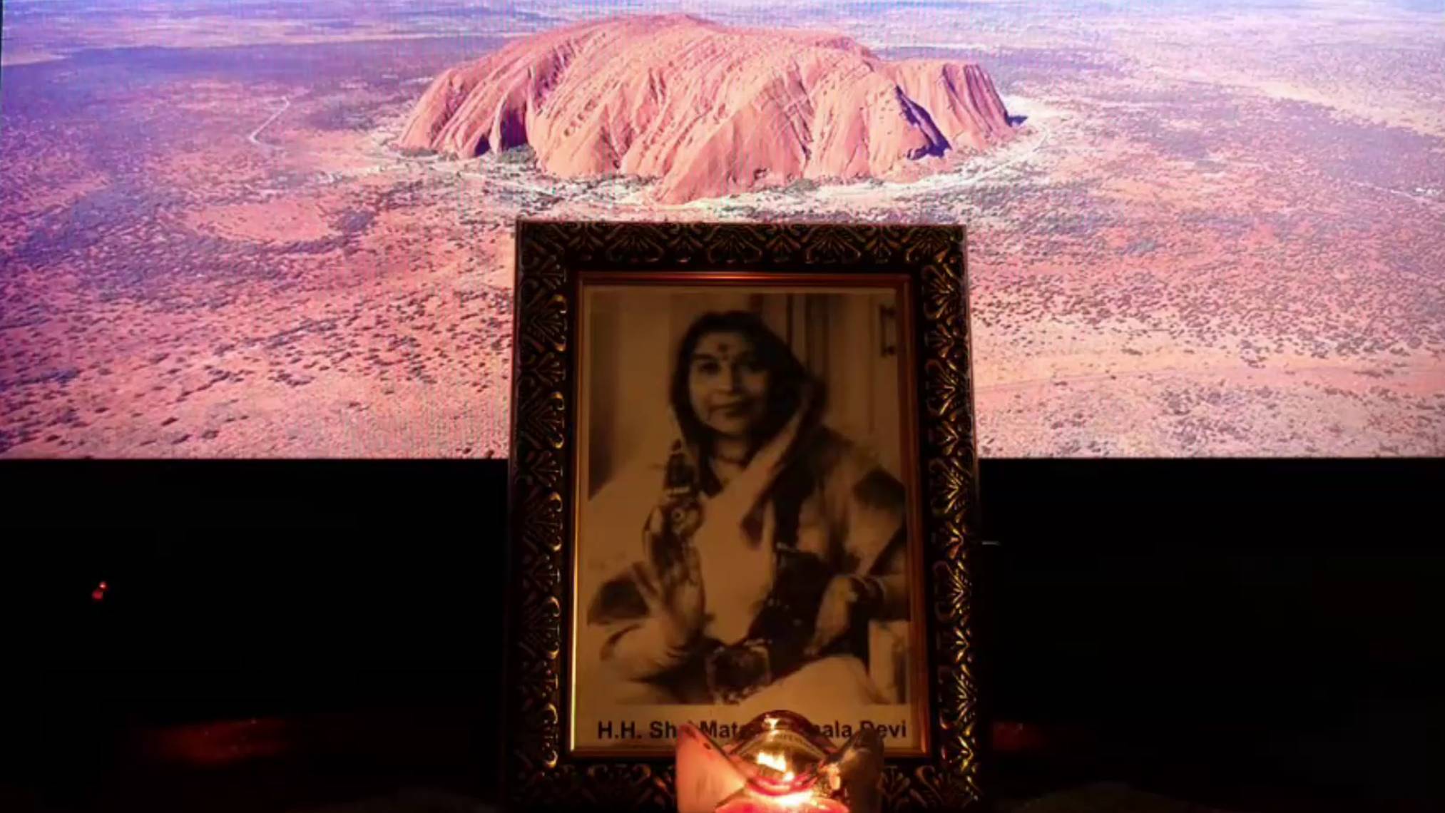 30.10.2024 Méditation collective sur 4 pétales Muladhara chakra avec Shri Ganesha Atharva Shirsha