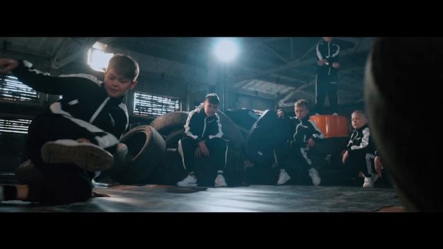 Младший танцевальный коллектив UDI KIDS