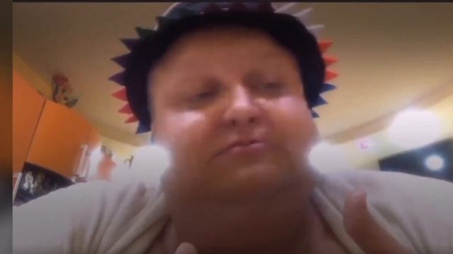 Босс из ok Live превращается в хряка