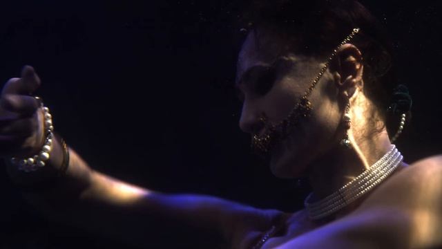 Подводная съемка основательницы школы Арт-фридайвинга Саши Гордеевой