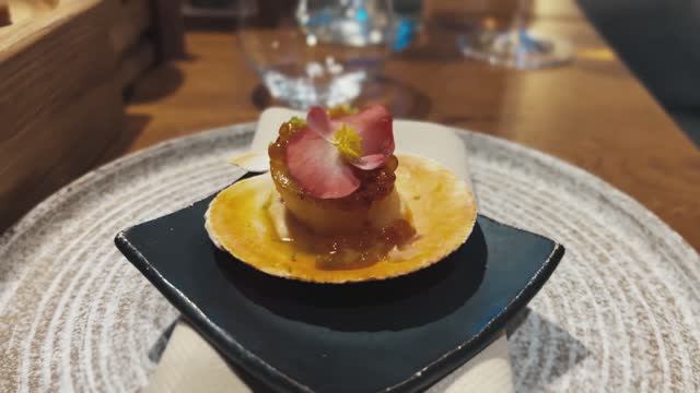 Final Snow in ресторане All Seasons