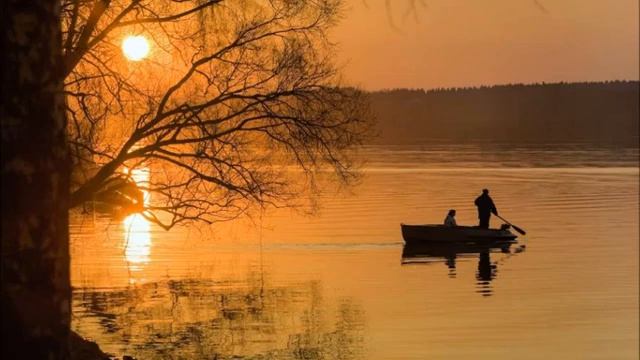 ТЕЧЁТ РЕКА ВОЛГА