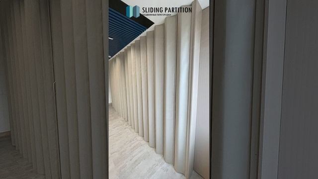 Белая раздвижная мягкая перегородка для офиса в Ханты-Мансийске