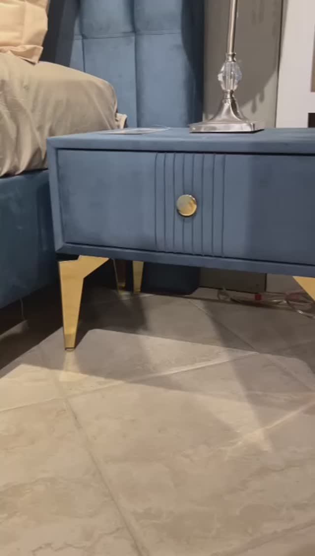 📌 Тумба прикроватная в тканевой обивке Veyron