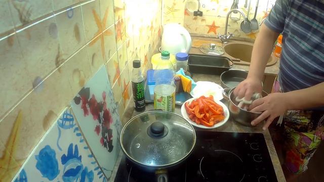 Свиной карбонат, запечённый с красным болгарским перцем в духовом шкафу