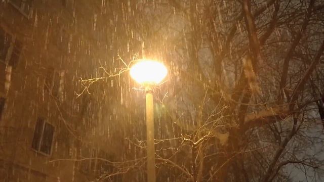 А снег идёт. Майя Кристалинская. Премьера клипа, 2022. Музыка Андрей Эшпай, Стихи Евгения Евтушенко.