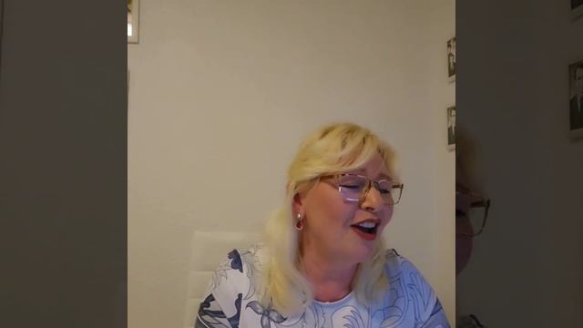 LARISSA 3 - ЦВЕТЁТ КАЛИНА.