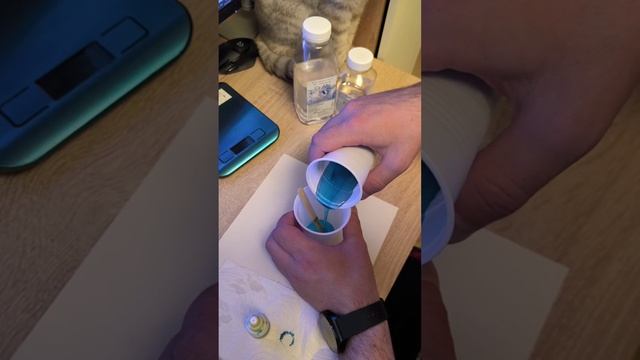 Литьё эпоксидной смолой шахматной доски