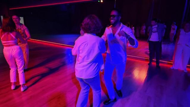 Мanana dance |  Adonis Santiago и Лида | Salsa