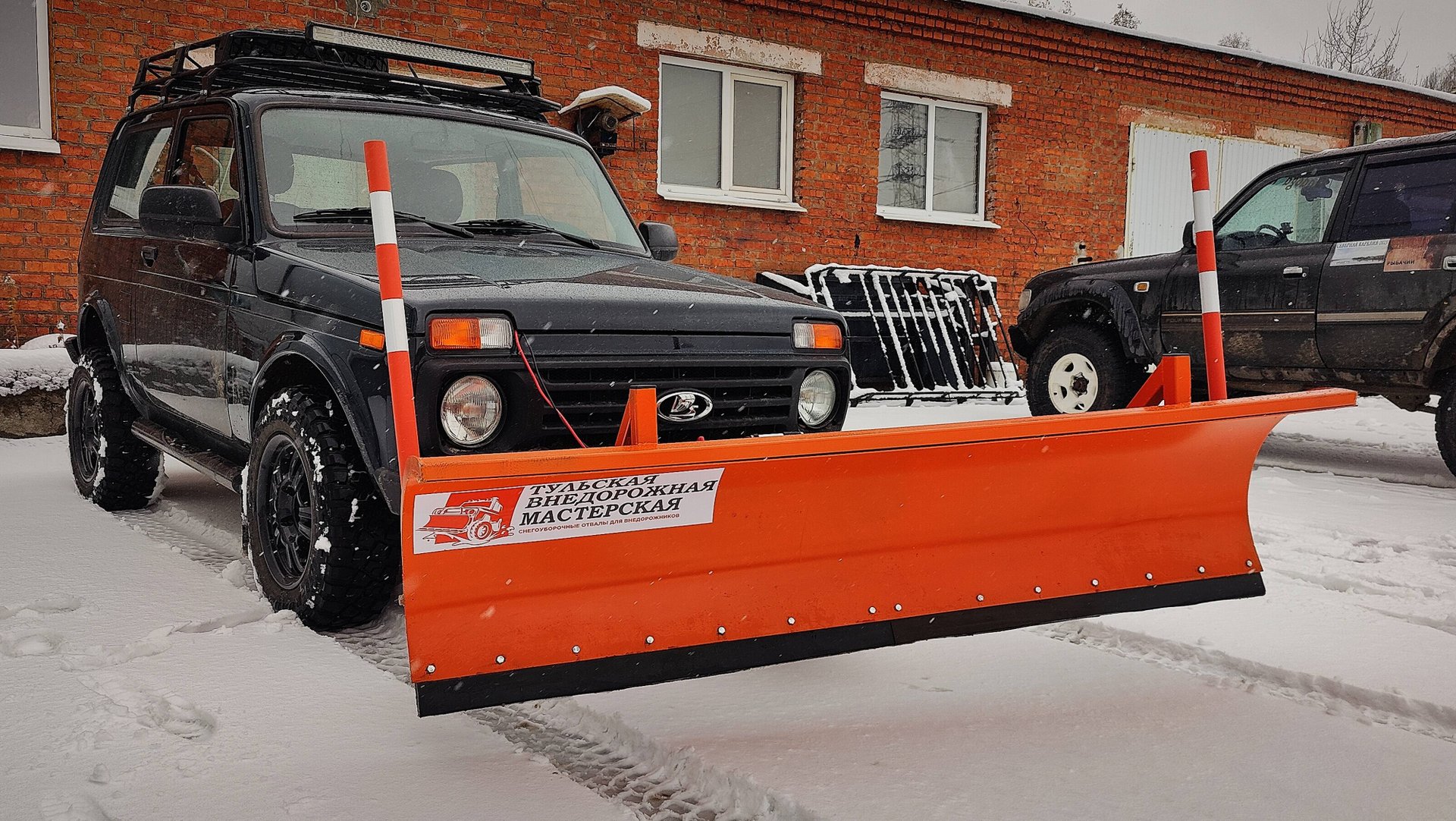Съемный снегоуборочный отвал на Ниву  - первый снег 2024