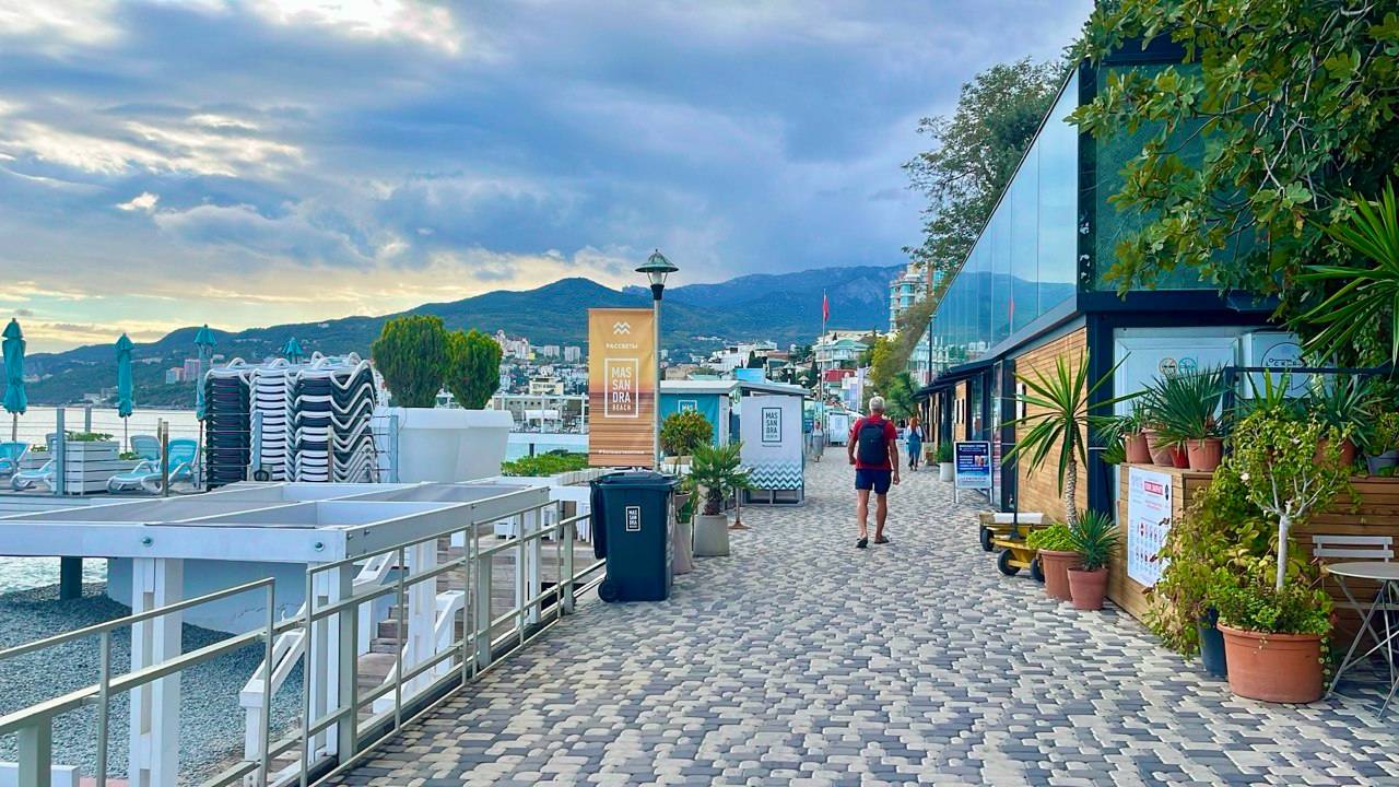 ЯЛТА что стало с Массандровским пляжем в несезон