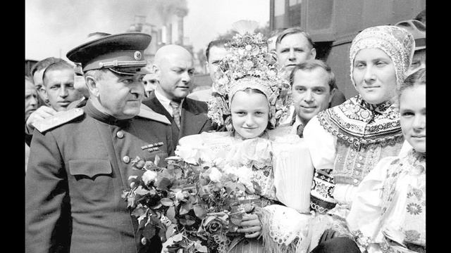 КАППСА - Жить стало лучше - жить стало веселей  (1936)