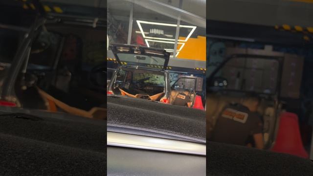 Издеваемся над коллегой