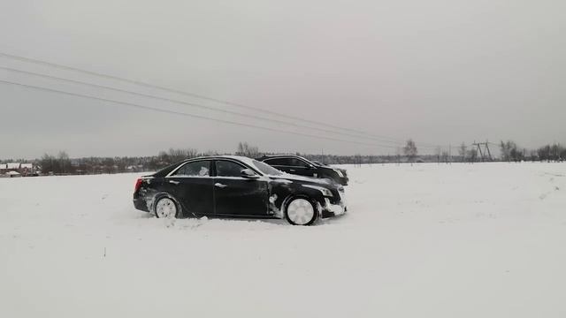 Дрифт зима Cadillac Team Russia, CTS2, CTS3, SRX2, ATS дают угла на поле!