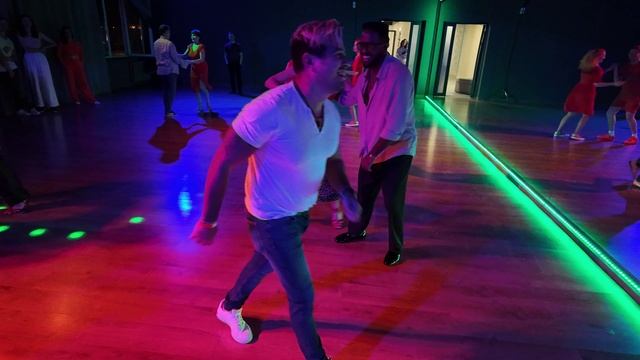 Мanana dance |  Adonis Santiago и Оля | Salsa