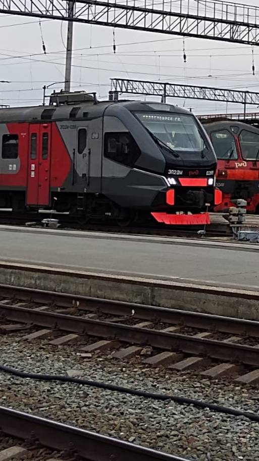 "Новый!" ЭП2ДМ-0266 сообщением Барабинск-Новосибирск