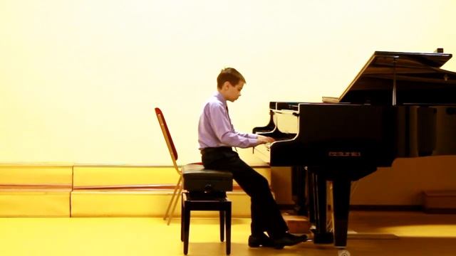 Палаш Семён, 10 лет Г. Гладковский Паяц, К. Черни-Г. Гермер. Этюд №12 т.2