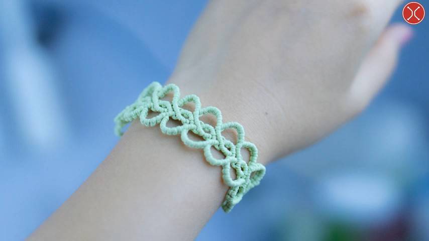 Macrame tutorial：  Heart looping bracelet - Simple but full of love - Tutorial step by step