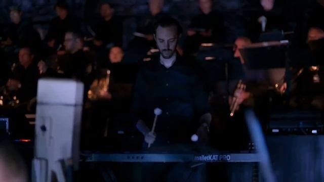 Hans Zimmer - Chevaliers De Sangreal (Live in Prague) (with better audio)