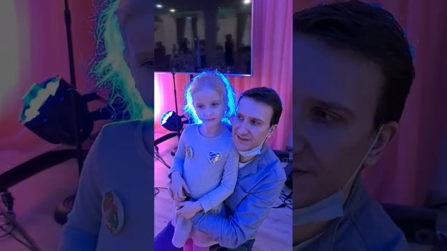 Классная работа с детками! Отзыв о научном шоу «Учёный против мага» от проекта ЭКЗО