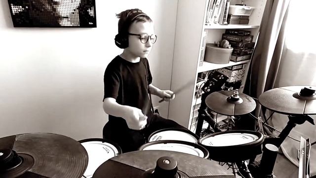 Red Hot Chili Peppers - Black summer drum cover