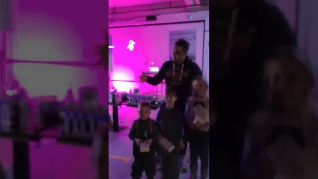 Бомбическое шоу — папа не даст соврать! Отзыв о посещении научного шоу «Лаборатория времени»